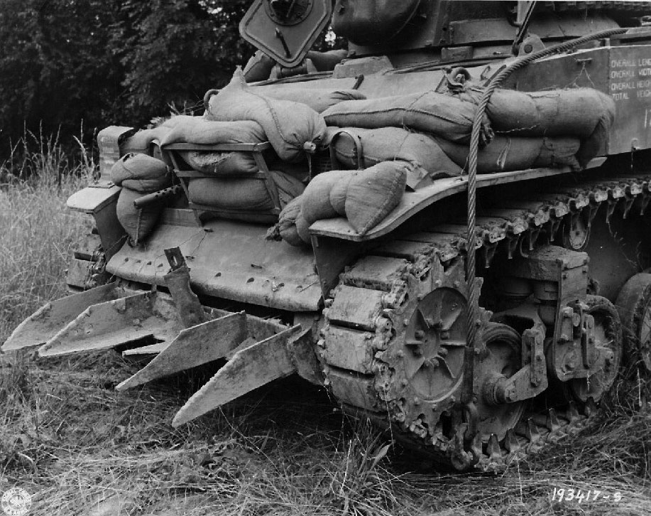 Culin_prong_on_M5-A1 - Warlord Games