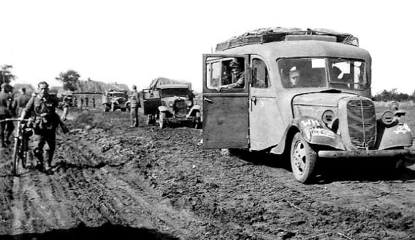 German-Bus-1 - Warlord Games