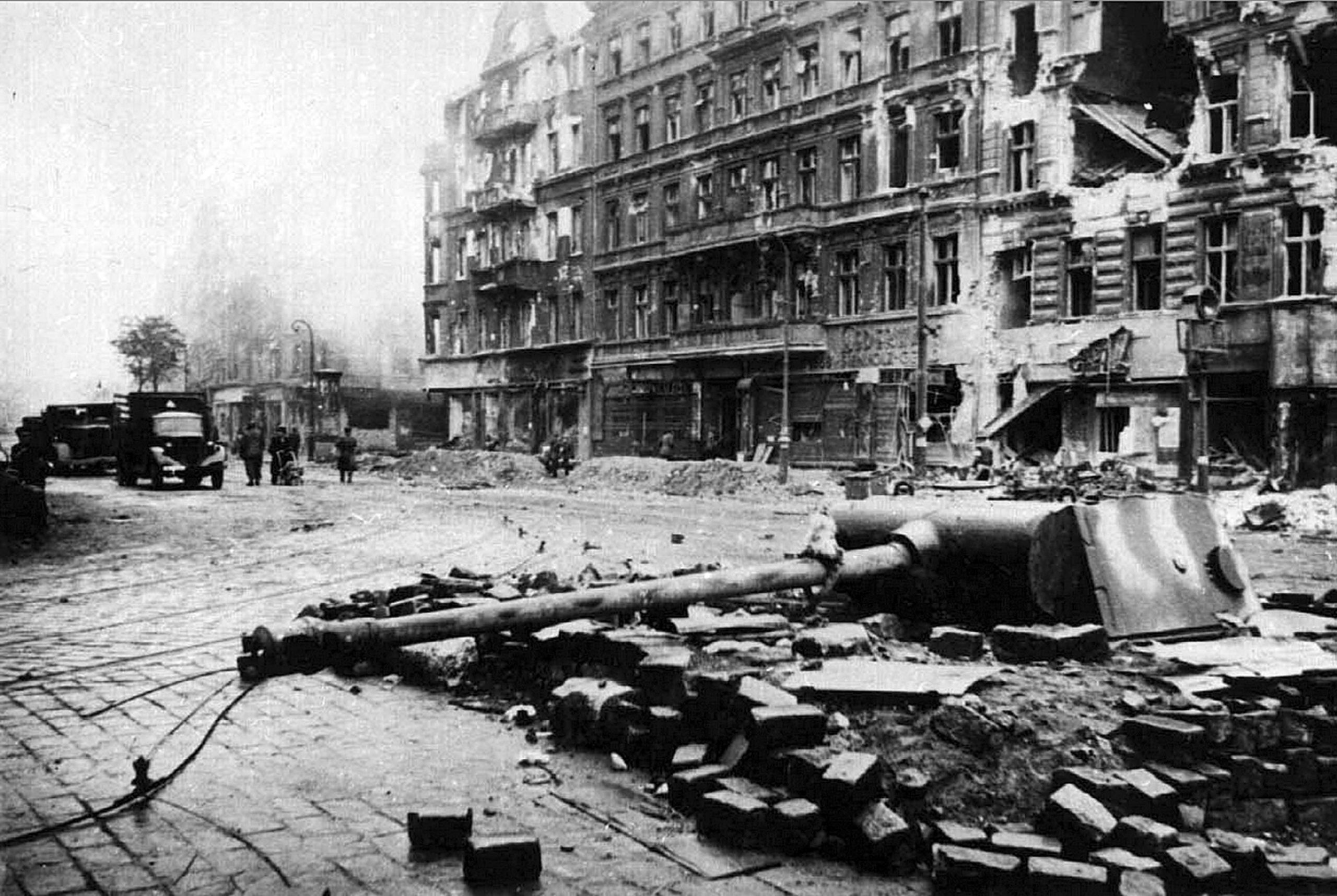 The turret of the "Panther" use as Pillbox - Warlord Games