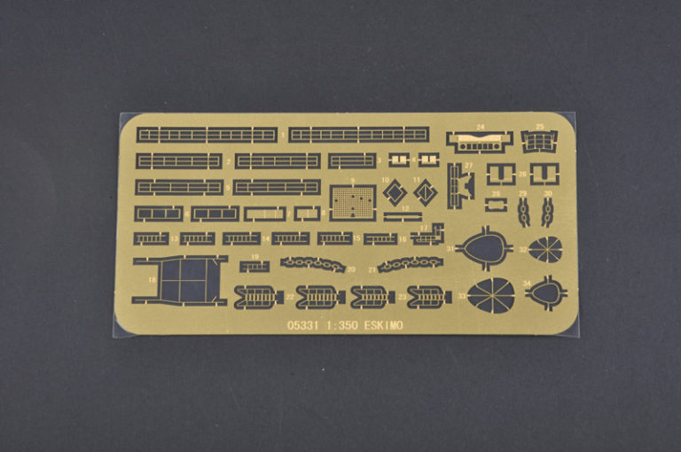 New: HMS Abercrombie Monitor-class + HMS Eskimo destroyer 1941 ...