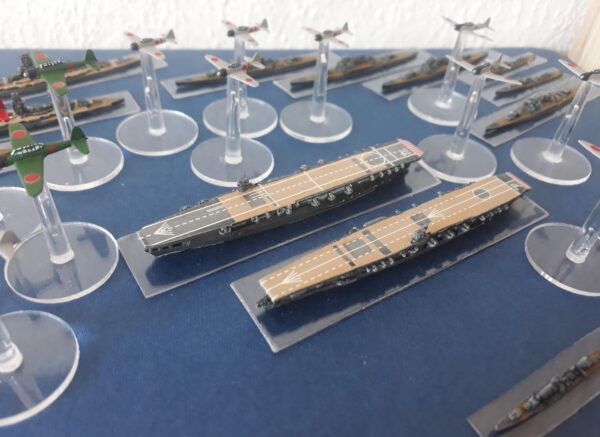 flotte002-Kaga-hinten-Akagi-vorne - Warlord Games